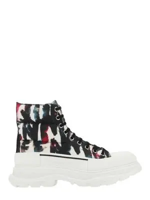 Alexander McQueen Tread Slick Quilted Boot - White
