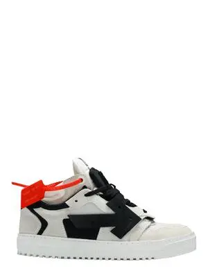 Off-White Off-court Sneakers - Cream
