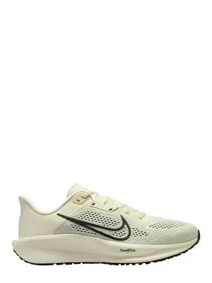 Nike Quest Sneakers - Cream