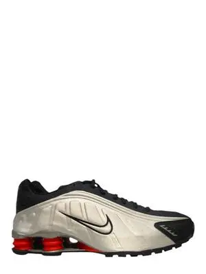 Nike Shox R4 Sneakers Silver