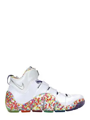 Nike Zoom Lebron 4 'fruity Pebbles' Friends & Family Sneakers - White