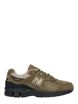 NEW BALANCE 2002r Sneakers Green