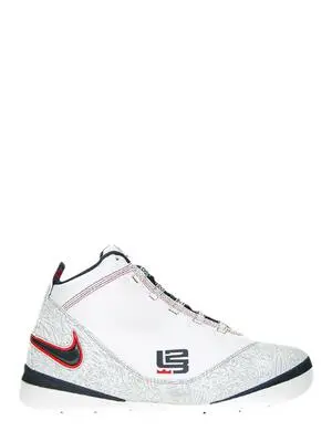 Nike Zoom Lebron Soldier 2 'united We Rise' Sneakers - White