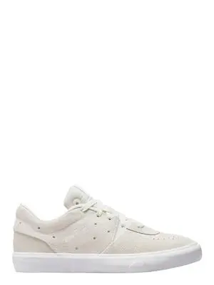 JORDAN Wmns Series Es Sneakers - Cream