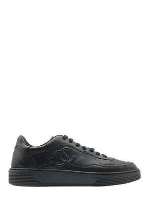 Chanel 23a Low Top Sneaker - Black