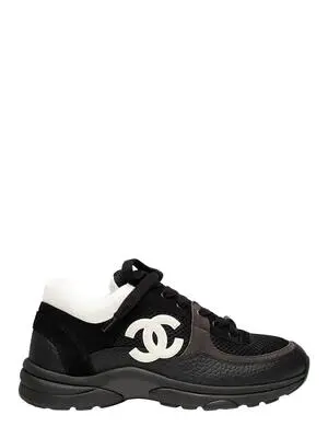 Chanel Cc Logo Sneakers - Black
