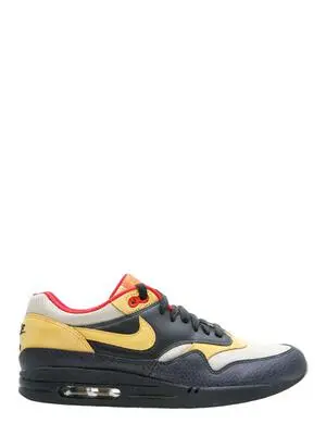 Nike Max 1 Supreme Sneakers - Black