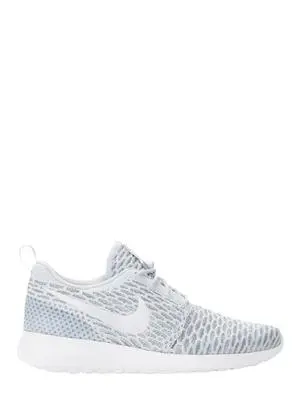 Nike Roshe One Flyknit Sneakers - White