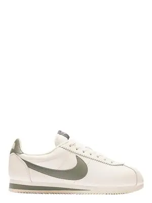 Nike Classic Cortez Leather Se Sneakers - White