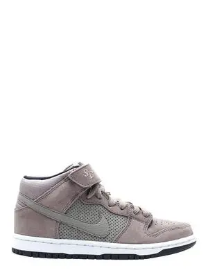 Nike Dunk Mid Pro Sb Sneakers - Grey