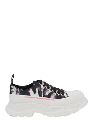 Alexander McQueen Tread Slick Lace Up Sneaker - Multicolor