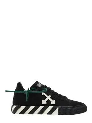 Off-White Vulc Low-top Sneakers - Black