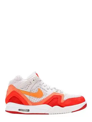 Nike Air Tech Challenge 2 Qs Sneakers - Orange