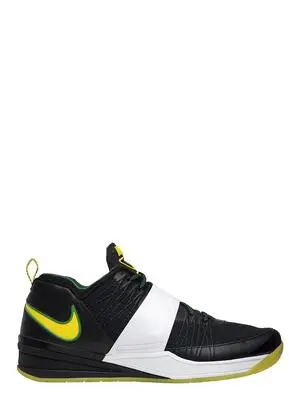 Nike Zoom Revis Sneakers - Black