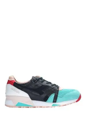 DIADORA N9000 Castellers Sneakers - Black