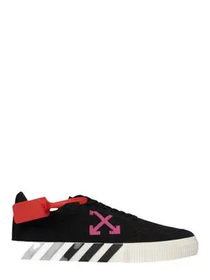 Off-White Vulc Low Sneakers - Black
