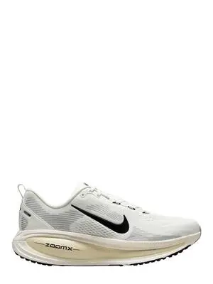 Nike Vomero 18 Sneakers - Cream
