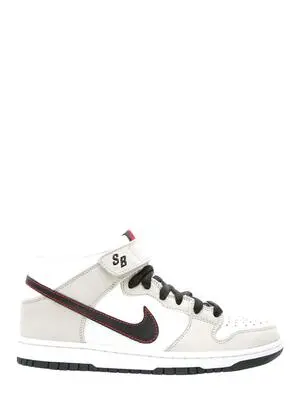 Nike Dunk Mid Pro Sb - White