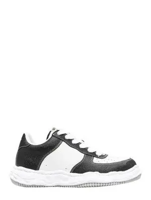 Mihara Yasuhiro Wayne Embossed Leather Sneakers - Black
