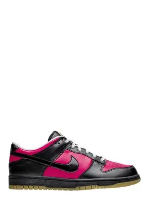 Nike Dunk Low Sneakers - Pink
