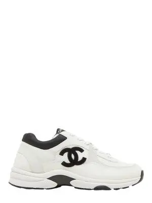 Chanel Cc Logo Sneakers - White