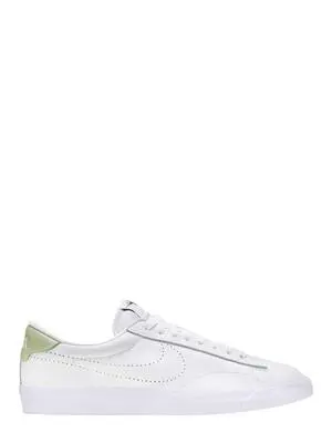 Nike Tennis Classic Ac Sneakers - White