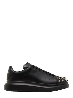 Alexander McQueen Oversized Studded Sneakers - Black