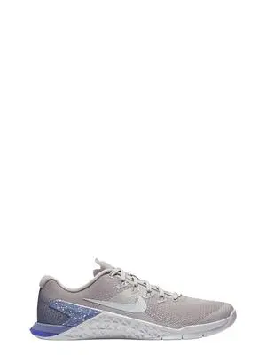 Nike Wmns Metcon 4 Sneakers - Grey