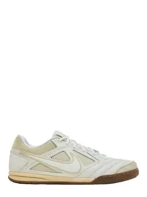 NIKE Nike Gato Sneakers
