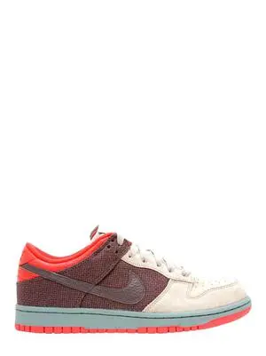 Nike Dunk Low Cl Sneakers - Tan
