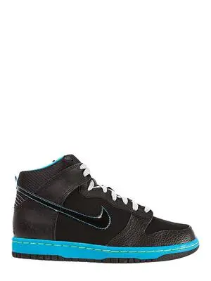 Nike Dunk High Top Sneakers - Black