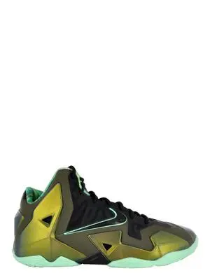 Nike Lebron 11 Gs 'king's Pride' Sneakers - Gold