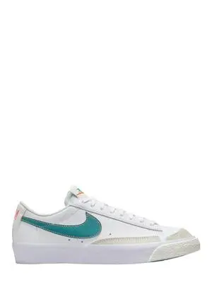 Nike Blazer Low '77 Gs Sneakers - White