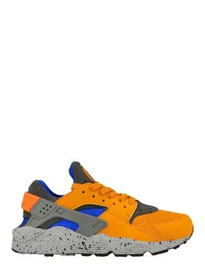 Nike Air Huarache Se Sneakers - Gold