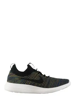 Nike Roshe Two Flyknit V2 Sneakers - Black