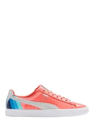 PUMA X Dolphin Clyde Sneakers - Pink