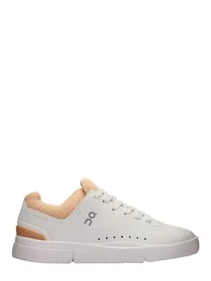 On The Roger Advantage Sneakers - White