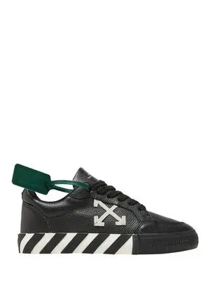 Off-White Vulc Low Top Sneakers - Black