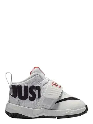 Nike Team Hustle D8 Td Sneakers - White