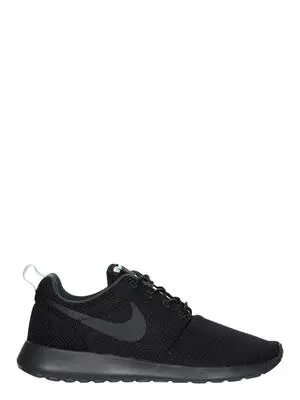 NIKE Low-Top Sneakers