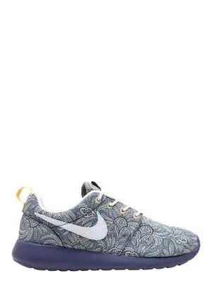 NIKE Nike WMS Rosherun Lib QS 'Liberty' Sneakers
