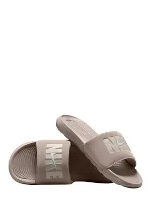 Nike Victori One SE Slides Grey