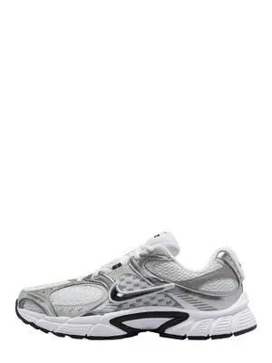 Nike V5 RNR Running Shoes With Reflective Accents White