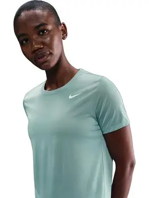 Nike Relaxed Fit Dri-fit T-shirt - Green