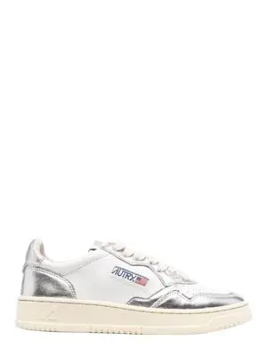 AUTRY Medalist Low Leather Sneakers Wht/silver