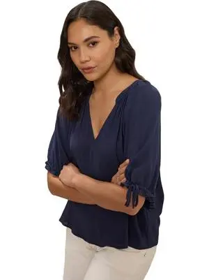 Velvet By Graham & Spencer Luna Top - Natural