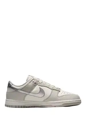 Nike Dunk Low Leather Sneakers - Grey