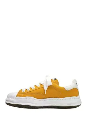 Mihara Yasuhiro Blakey Pleated-Toe Low-Top Sneakers Yellow