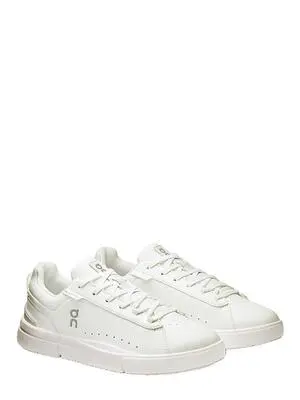 On The Roger Advantage Sneakers - White
