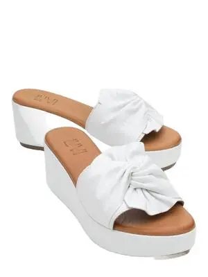 FOREVER & ALWAYS SHOES Syndra Leather Wedge Sandals With Bow White Leather